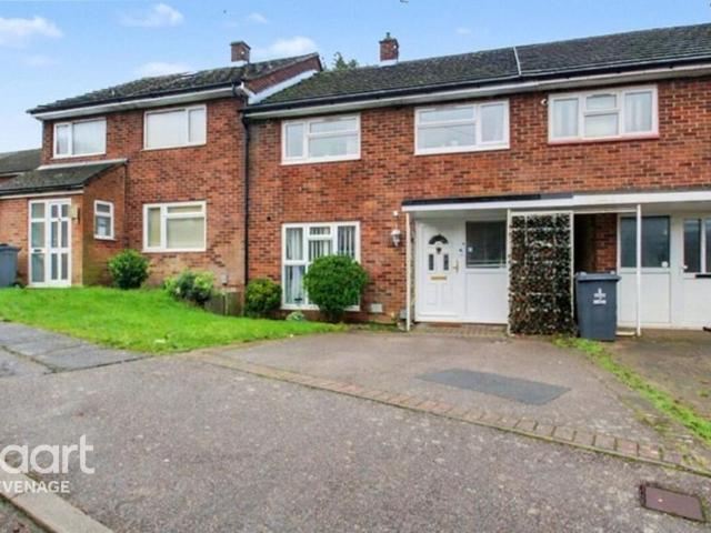 3 bedroom terraced house for sale
