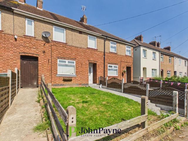 3 bedroom terraced house for sale
