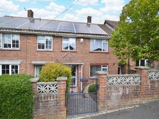 3 bedroom terraced house for sale