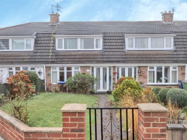 3 bedroom terraced house for sale