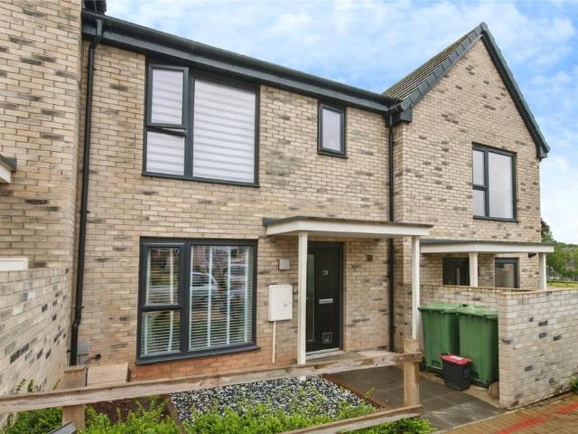 3 bedroom terraced house for sale