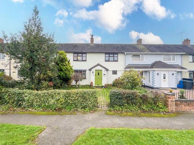 3 bedroom terraced house for sale