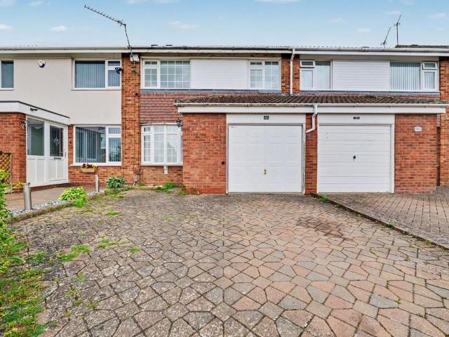 3 bedroom terraced house for sale