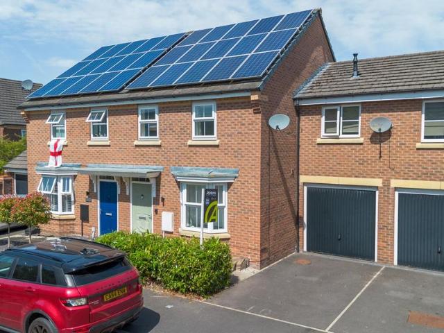 3 bedroom terraced house for sale