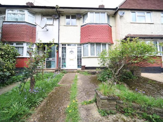 3 bedroom terraced house for sale