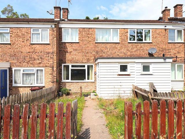 3 bedroom terraced house for sale