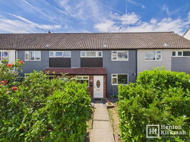 3 bedroom terraced house for sale