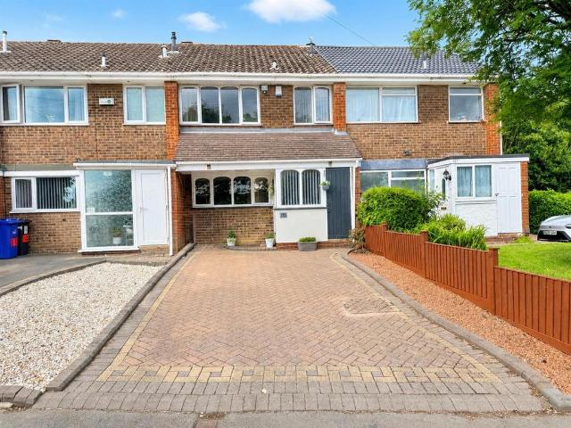 3 bedroom terraced house for sale