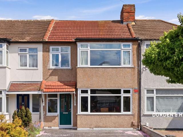 3 bedroom terraced house for sale