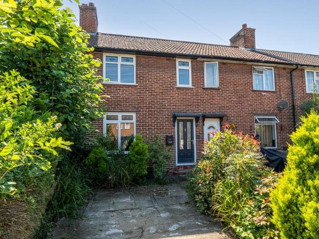 3 bedroom terraced house for sale