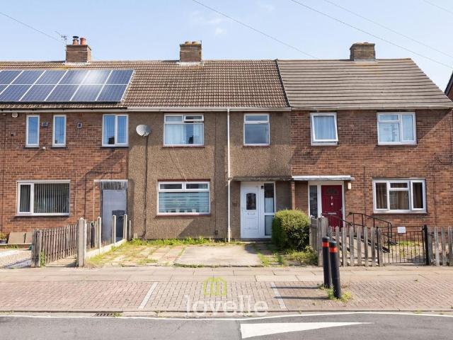 3 bedroom terraced house for sale