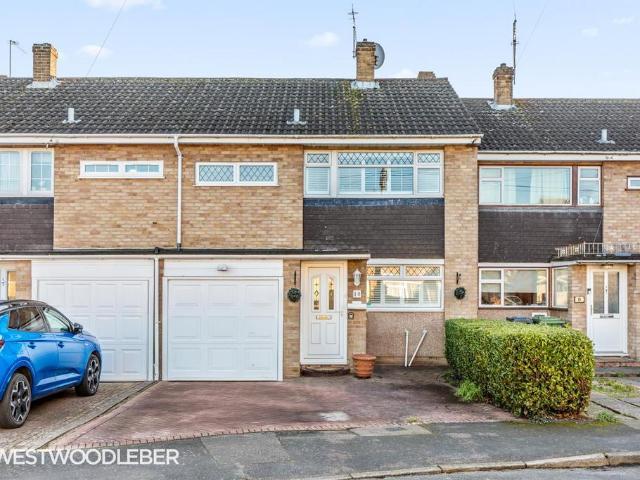 3 bedroom terraced house for sale