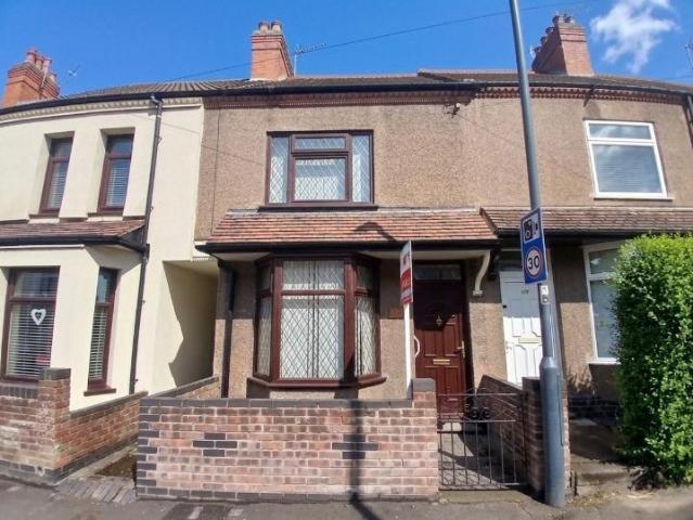 3 bedroom terraced house for sale