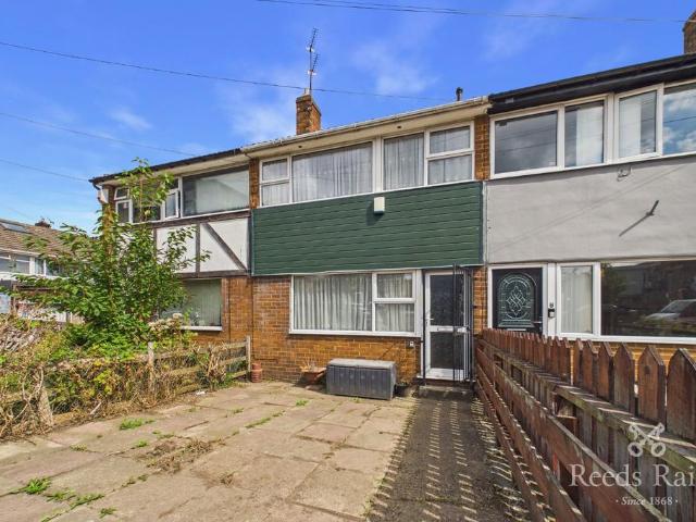 3 bedroom terraced house for sale