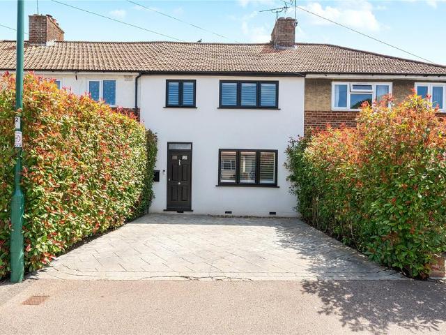 3 bedroom terraced house for sale