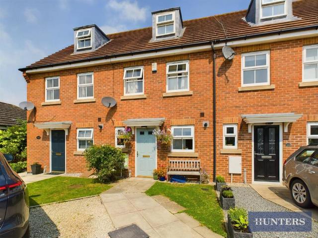 3 bedroom terraced house for sale