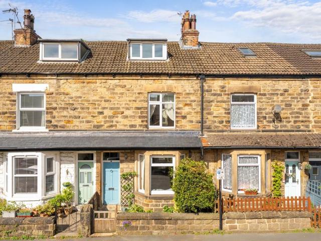 3 bedroom terraced house for sale