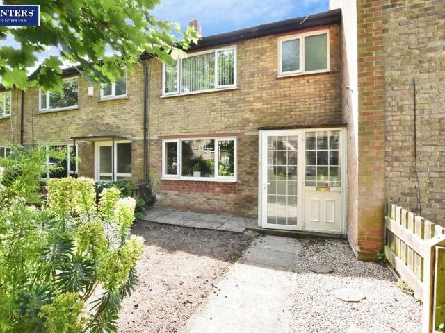 3 bedroom terraced house for sale