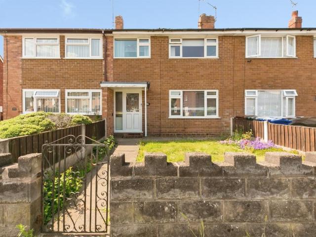 3 bedroom terraced house for sale