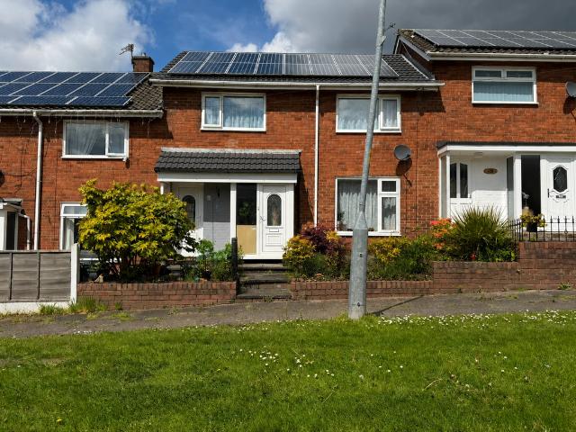 3 bedroom terraced house for sale
