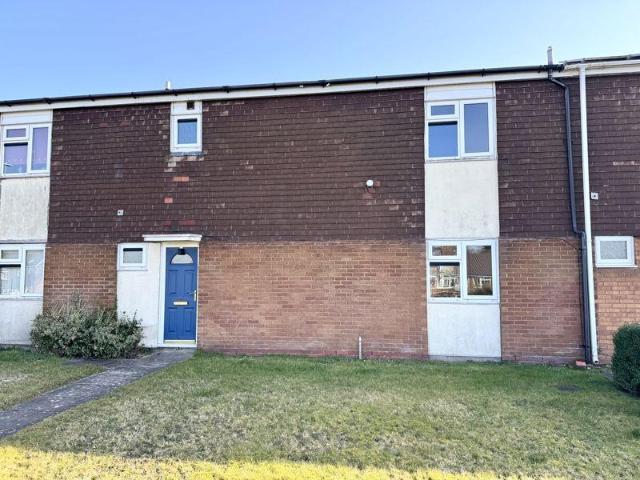 3 bedroom terraced house for sale