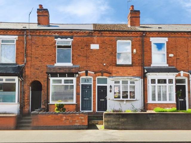 3 bedroom terraced house for sale