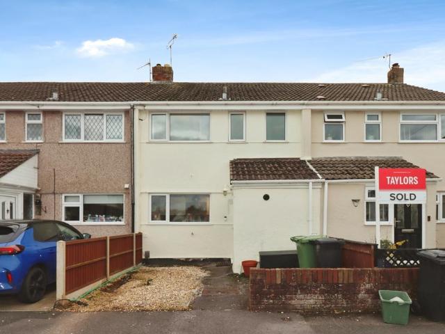 3 bedroom terraced house for sale