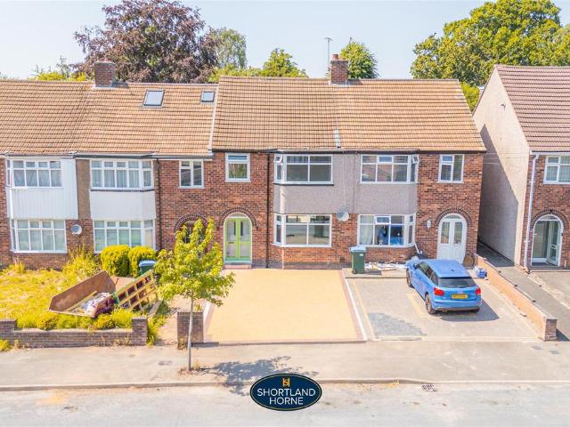 3 bedroom terraced house for sale