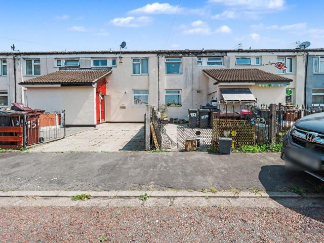 3 bedroom terraced house for sale