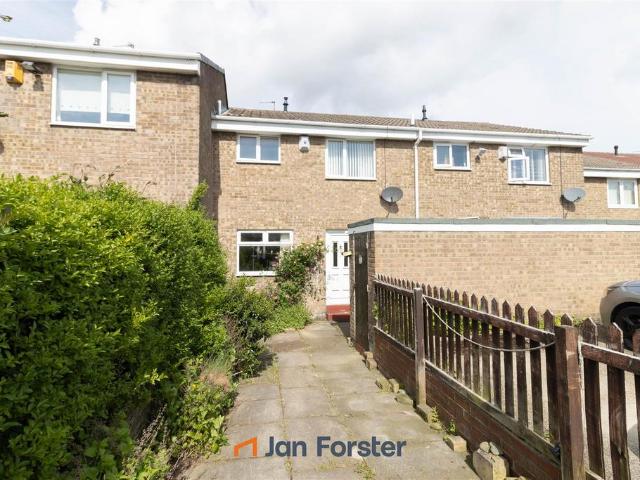 3 bedroom terraced house for sale