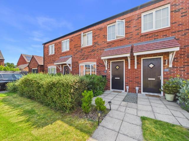 3 bedroom terraced house for sale