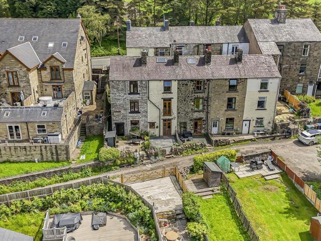 3 bedroom terraced house for sale
