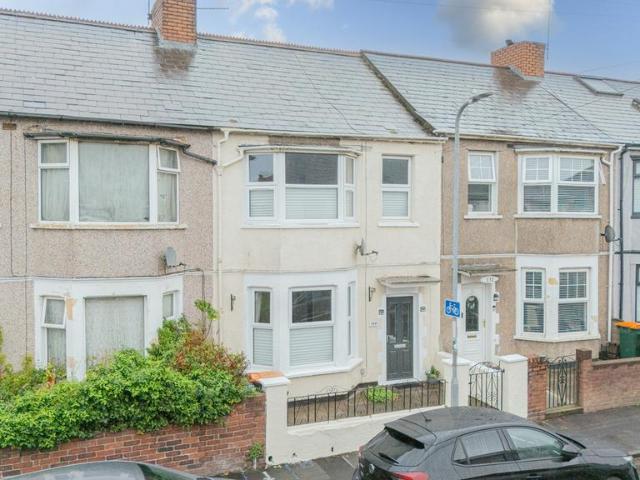3 bedroom terraced house for sale