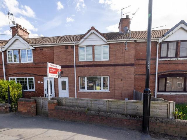 3 bedroom terraced house for sale