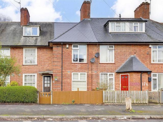 3 bedroom terraced house for sale