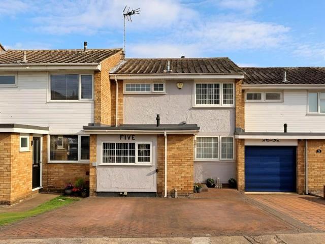 3 bedroom terraced house for sale