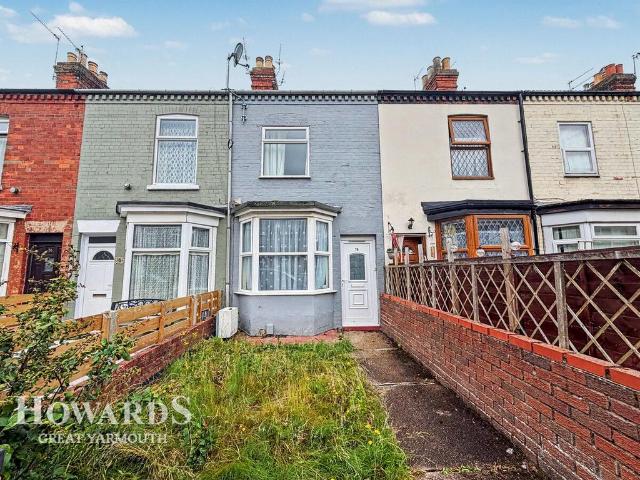 3 bedroom terraced house for sale