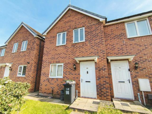 3 bedroom terraced house for sale