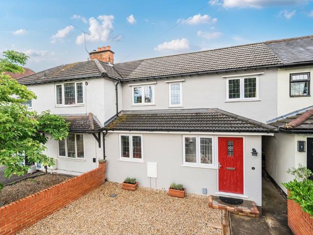 3 bedroom terraced house for sale