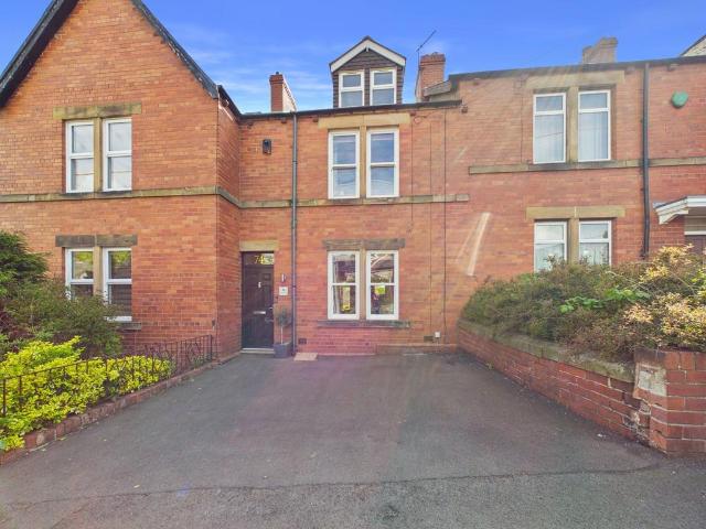 3 bedroom terraced house for sale
