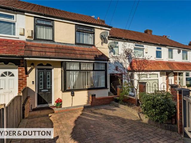 3 bedroom terraced house for sale