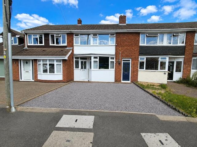 3 bedroom terraced house for sale