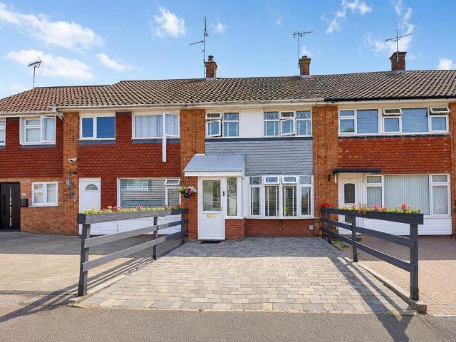 3 bedroom terraced house for sale