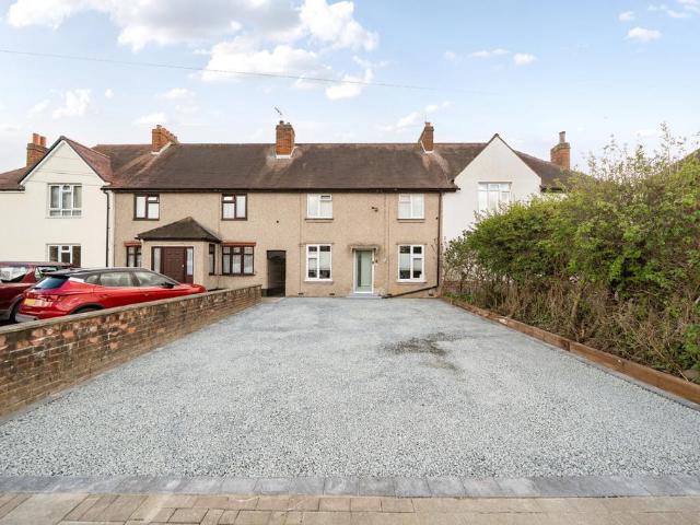 3 bedroom terraced house for sale