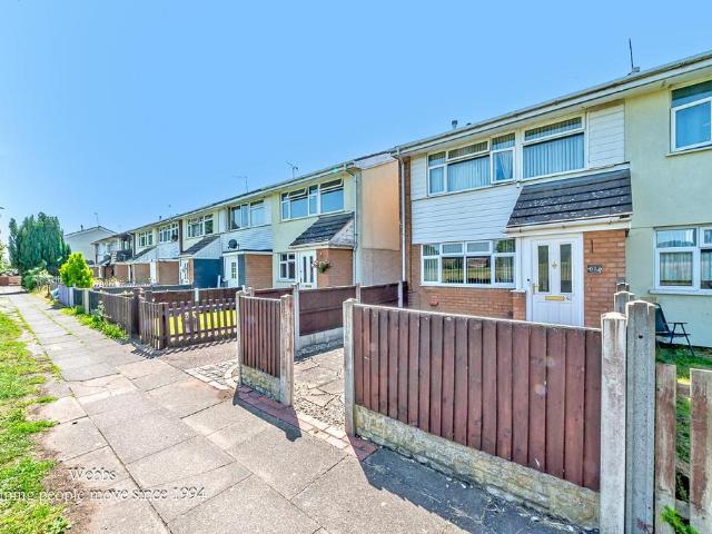 3 bedroom terraced house for sale