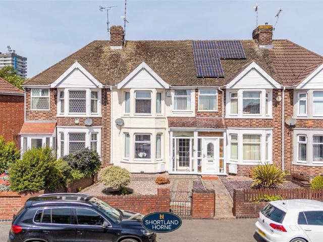 3 bedroom terraced house for sale