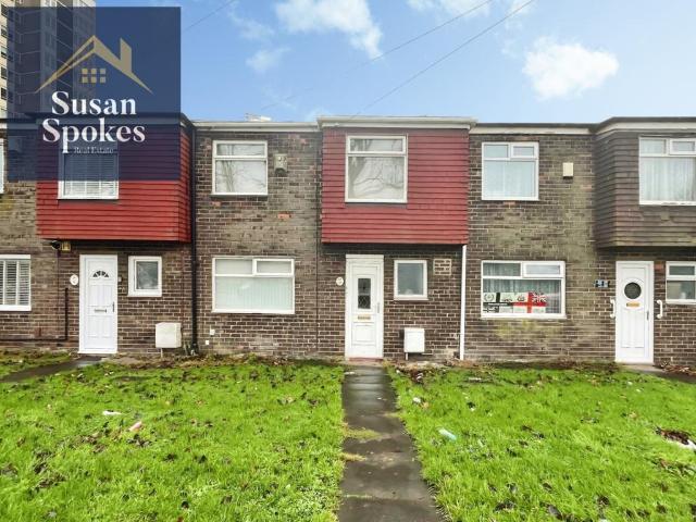 3 bedroom terraced house for sale