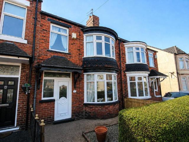 3 bedroom terraced house for sale