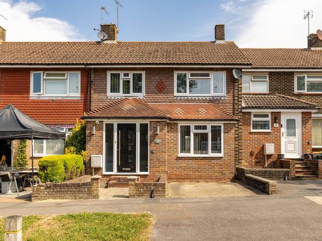 3 bedroom terraced house for sale