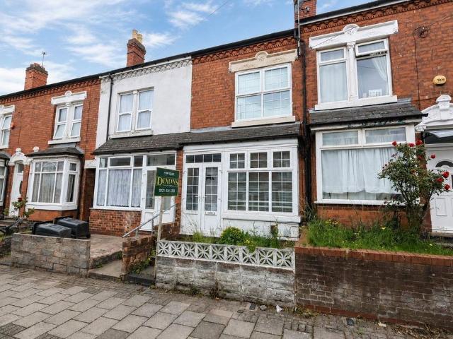 3 bedroom terraced house for sale